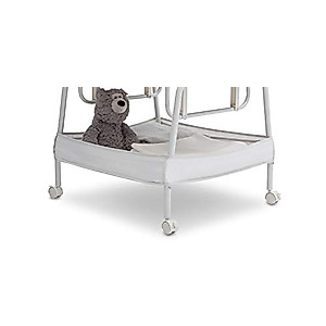 Delta Children Smooth Glide Bassinet, Silver Linings
