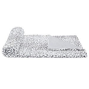 Amazon Basics Fuzzy Faux Fur Sherpa Blanket, Full/Queen, 90"x92" - Gray Snow Leopard
