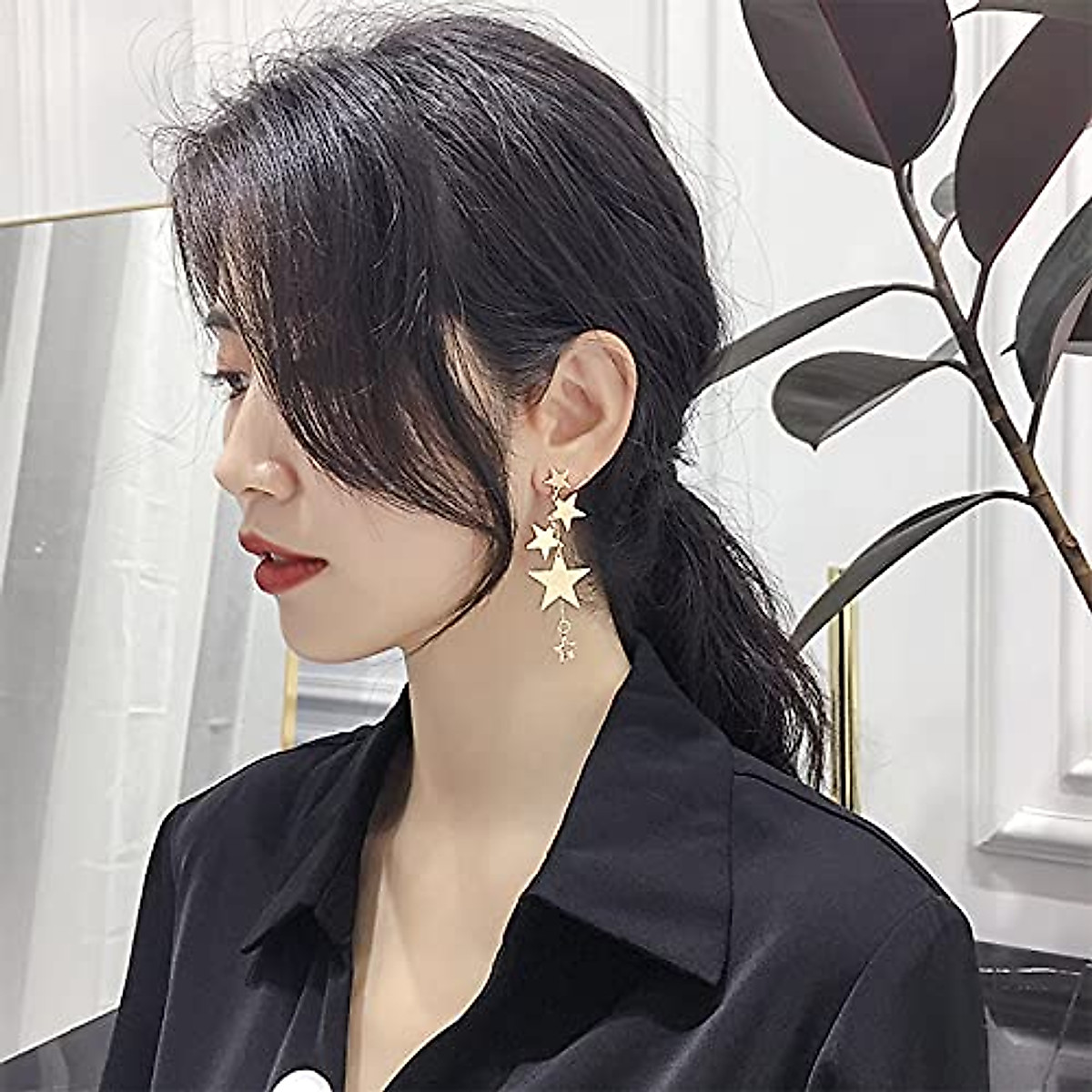 18k Gold Star Long Tassel Dangle Earrings for Women Shooting Star Earrings Meteor Lucky Star Pearl Drop Earrings Jewelry (Gold)