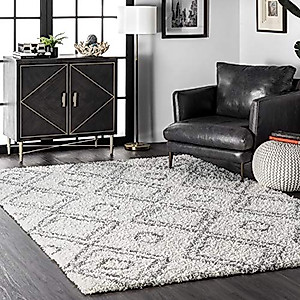 nuLOOM Iola Geometric Shag Area Rug, 6' 7" x 9', White