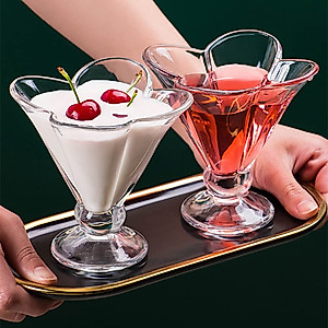 Hacaroa 6 Pack Glass Ice Cream Bowls Small Sundae Cups, 6.5 Ounces Footed Dessert Bowls Milkshake Glasses, Clear Cute Trifle Bowls for Pudding, Parfait, Fruit, Clover Shape