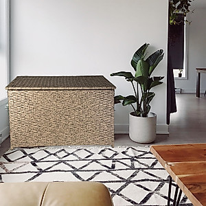 MOORLITER Wicker Storage Trunk, 42.3 Gallon (160L) Handwoven Wicker Chest, Large Wicker Basket with Lid, Wicker Trunk with Safety Hinge, Support 200 lbs, Rustic Brown