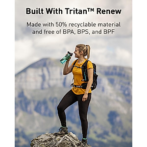 CamelBak Chute Mag BPA Free Water Bottle with Tritan Renew - Magnetic Cap Stows While Drinking, 25oz, Oxford