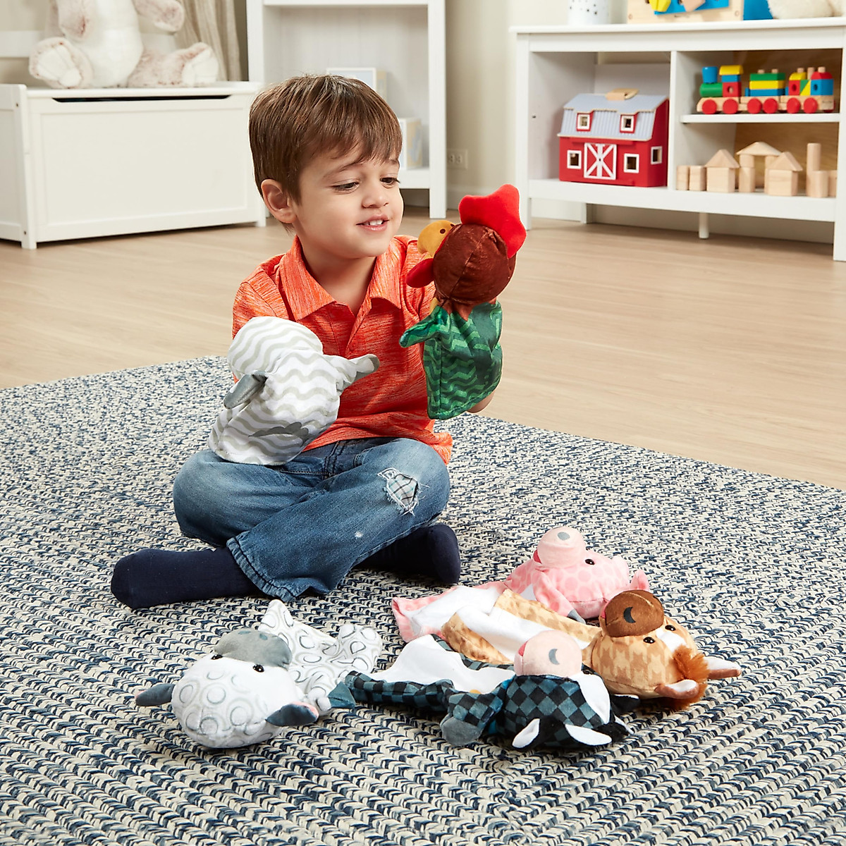 Melissa & Doug Barn Buddies Hand Puppets, Set of 6 (Cow, Sheep, Horse, Duck, Chicken, Pig) , Multicolor