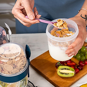 EYNEL 4 Pack On The Go 22 oz Breakfast Cups with Lids and Spoon, Reusable Cereal Yogurt Cup with Topping Plastic Overnight Oats Container for Granola Oatmeal (22 oz - 4 Pack)