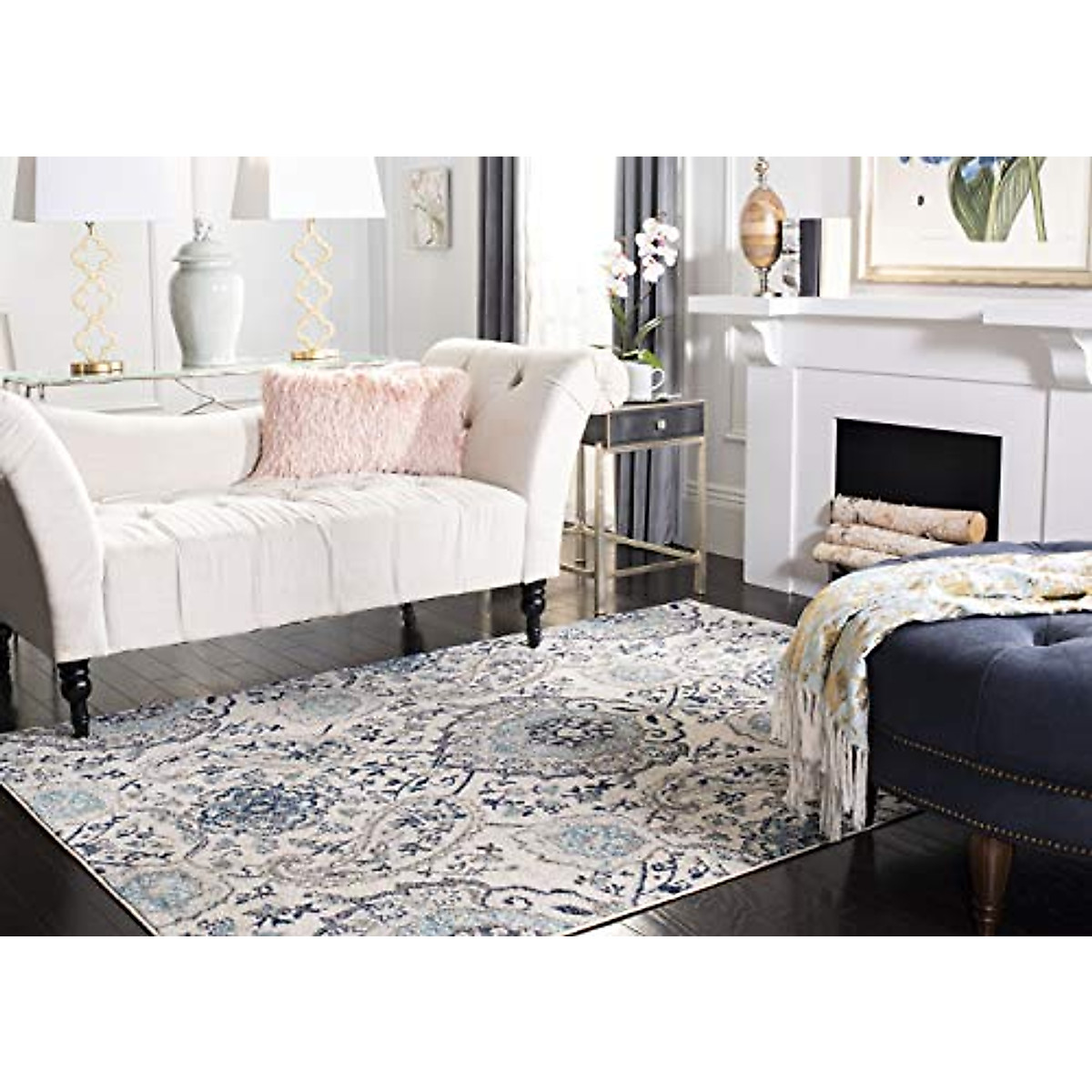 SAFAVIEH Madison Collection Area Rug - 5'3" x 7'6", Cream & Light Grey, Boho Chic Glam Paisley Design, Non-Shedding & Easy Care, Ideal for High Traffic Areas in Living Room, Bedroom (MAD600C)