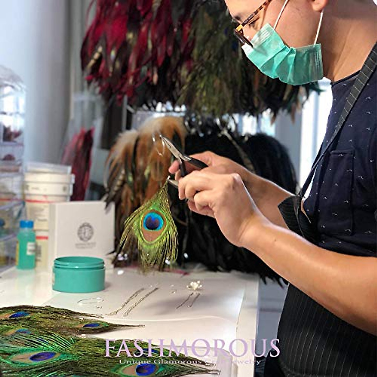 Fashmorous Dangle Earrings for Women Fashion Nature Feather Earrings for Women Fashion Feather Earrings with Leaf Shape Hook