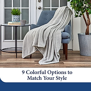 Cosy House Collection Everyday 1500 Series Fleece Blanket - College Dorm Room Essentials - All Season, Stays Fresh & Clean - Soft, Breathable & Skin-Friendly (Twin/Twin XL, Navy)
