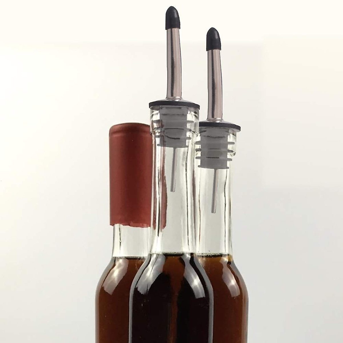 Newk Stainless Steel Pourers, 12 Pack Classic Bottle Pourers Tapered Spout with Rubber Caps, Suitable for Pours Liquor, Vinegar, Syrup or Olive Oils(12 Bottle Pourers+12 Dust Covers)