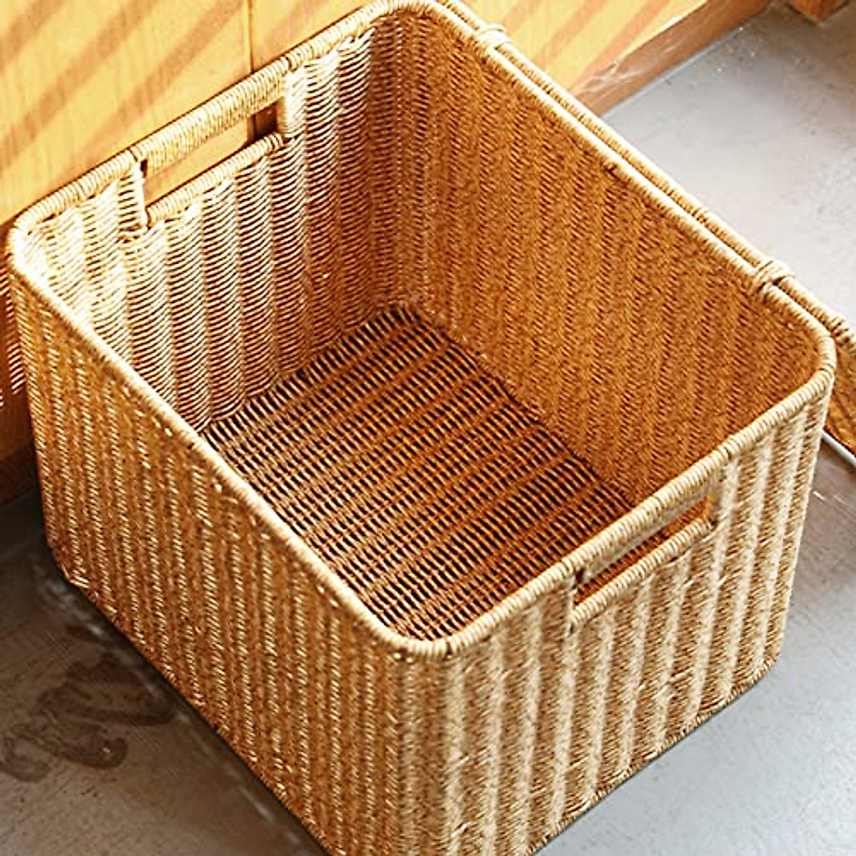 OUNONA Rattan Storage Basket with Lid Woven Shelf Baskets Plastic Handwoven Wicker Basket Organizer Boxes Home Decor for Makeup Clothes Home Items Shelves Organizing