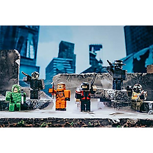 Roblox Action Collection - Apocalypse Rising 2 Six Figure Pack [includes Exclusive Virtual Item]