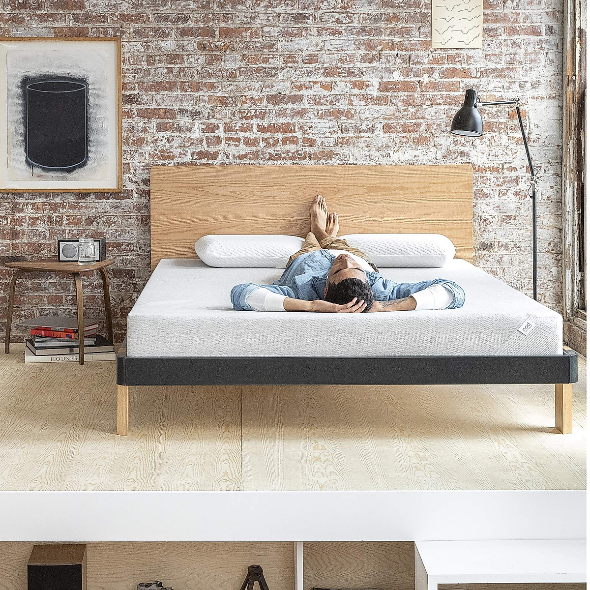 Nod by Tuft & Needle Nod by Tuft and Needle - Adaptive Foam 8-Inch Mattress (Queen) + 2 Standard Pillows