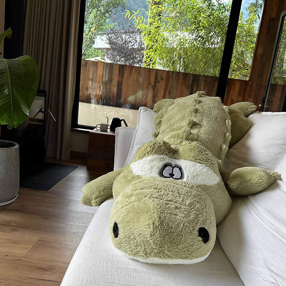 Hofun4U Alligator Plush Pillow, 67 inch Alligator Stuffed Animal, Home Decoration Christmas Valentine’s Birthday Gift for Boys Girls Adults Kids (Green)