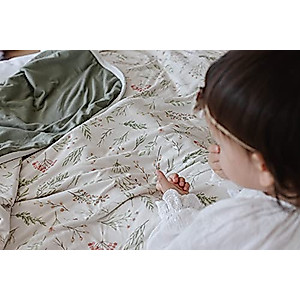 Pobi Baby Premium Baby Blanket, Soft Stretchy Quilt for Babies, Toddlers, Kids (Zephyr Minnie)
