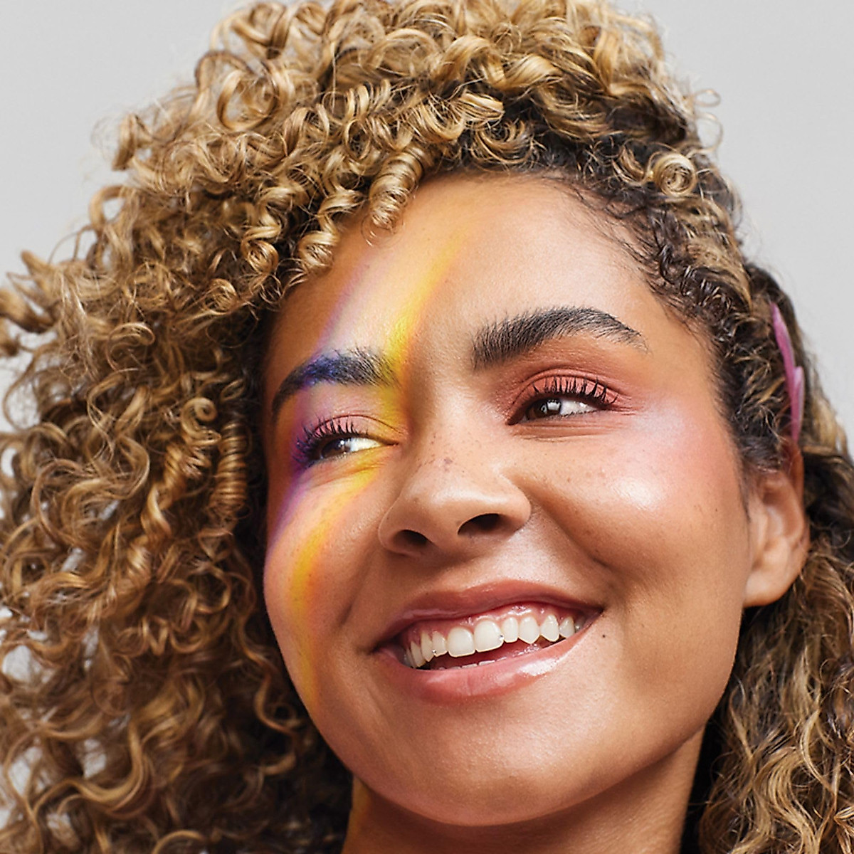 Paul Mitchell Clean Beauty Anti-Frizz Shampoo, Smoothes Hair, Calms Frizz, For Textured, Frizz-Prone Hair, 33.8 fl. oz.