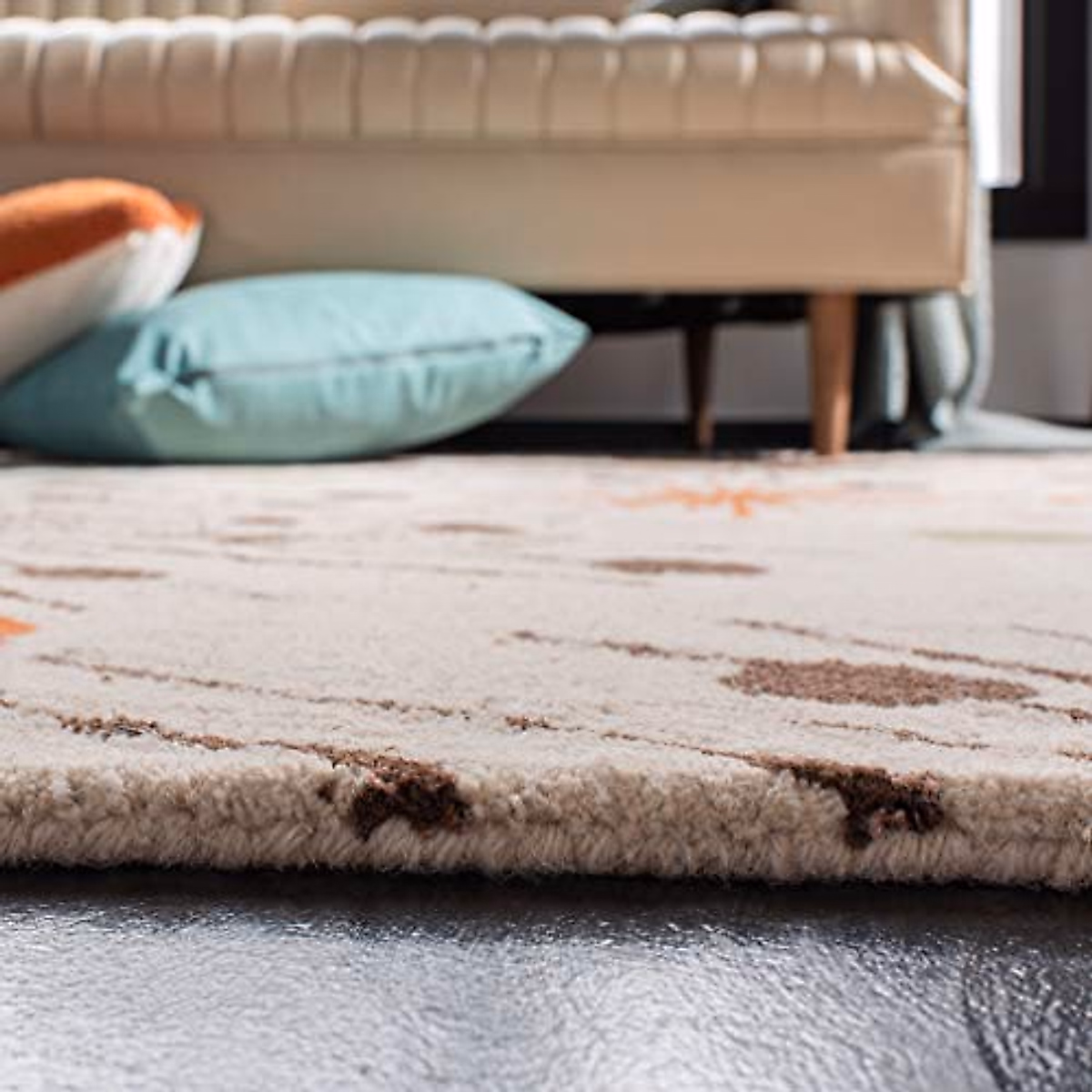 SAFAVIEH Soho Collection 2'6" x 6' Ivory/Multi SOH747A Handmade Premium Wool & Viscose Runner Rug