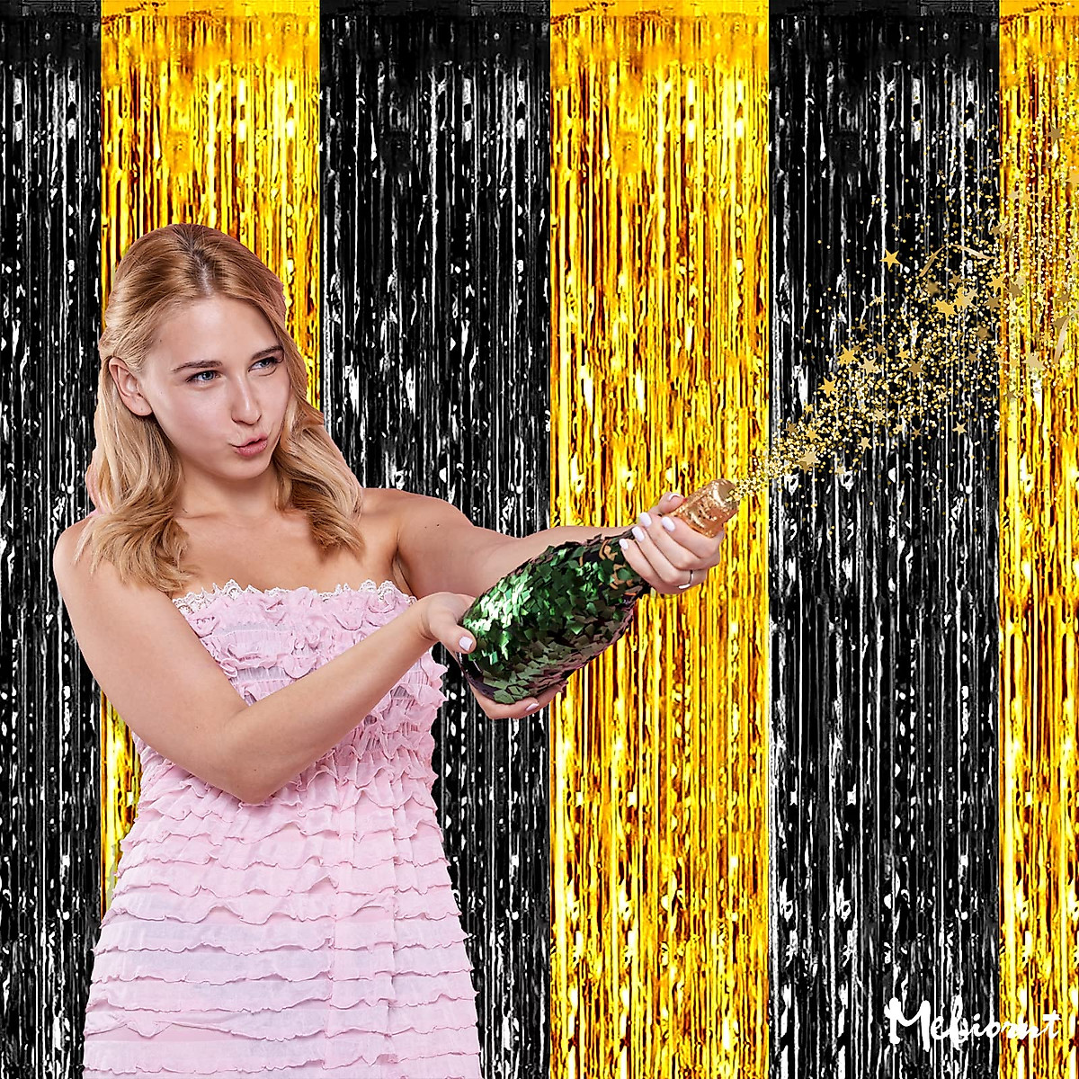 4 Pack 3.2Ft x 6.6Ft Black and Gold Fringe Curtain Backdrop, Metallic Tinsel Foil Fringe Streamers Curtains Background for Photo Booth Birthday Wedding Graduation Carnival Party Decorations