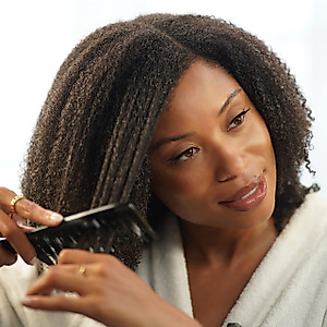 African Pride Moisture Miracle Aloe & Coconut Water Pre-Shampoo - Helps Minimize Hair Breakage for Natural Coils & Curls, Detangles & Conditions, 12 oz