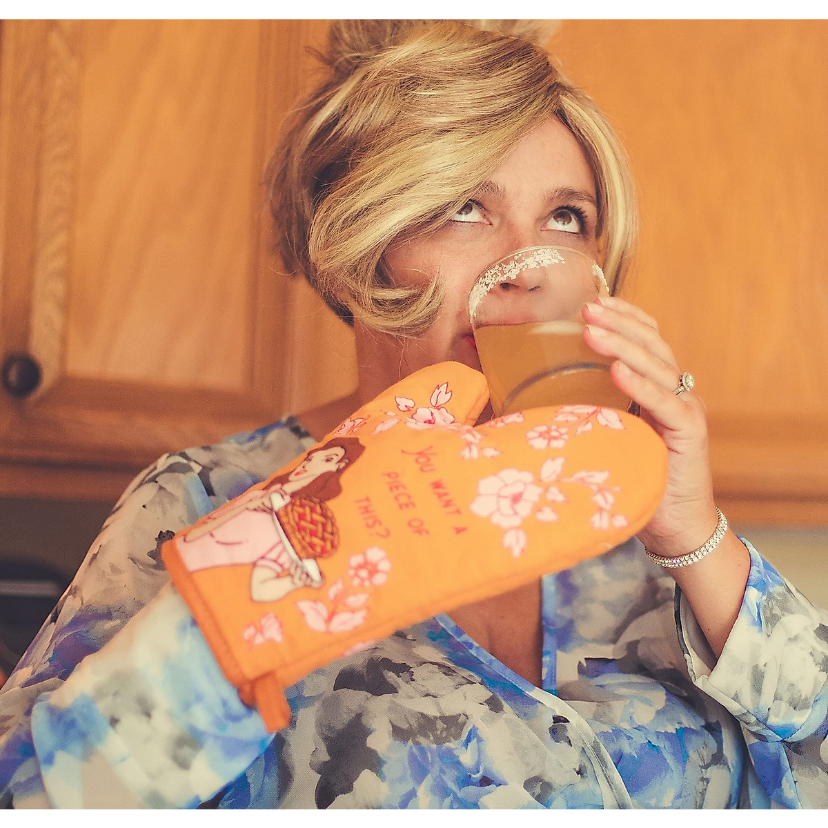 You Want A Piece of This Oven Mitt Funny Pie Baking Lover Gift Novelty Kitchen Glove Funny Graphic Kitchenwear Funny Food Novelty Cookware Piece of Oven Mitt