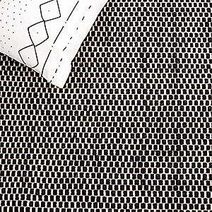 Safavieh Vermont Collection 4' x 6' Black VRM807Z Handmade Wool Entryway Living Room Foyer Bedroom Accent Rug