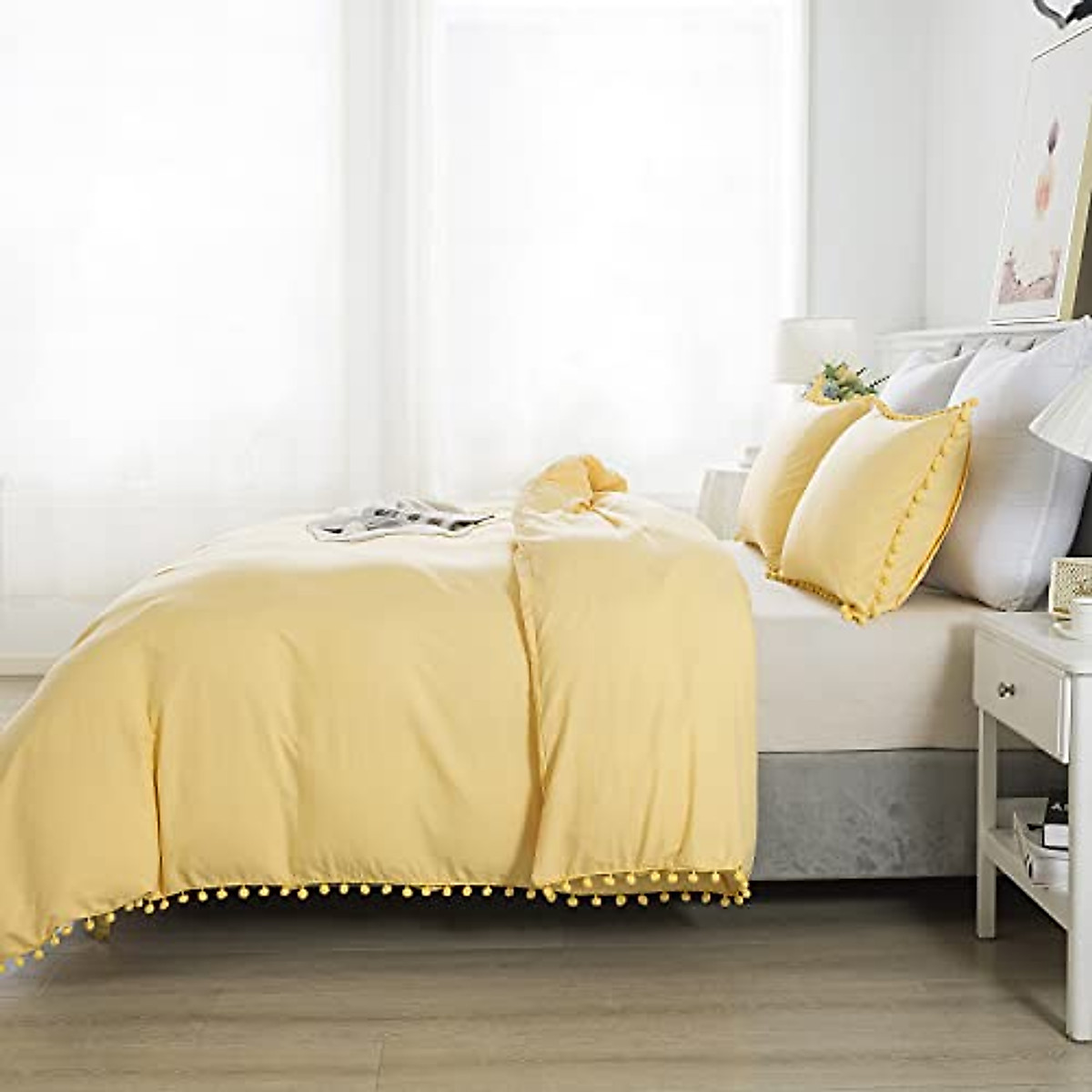 Caressma Pom Pom Fringe Boho Duvet Cover Set Queen Size, Soft Washed Microfiber 3pcs Bedding Duvet Cover, All Season Yellow Comforter Cover Set with Zipper Closure (1 Duvet Cover+2 Pillowcases)