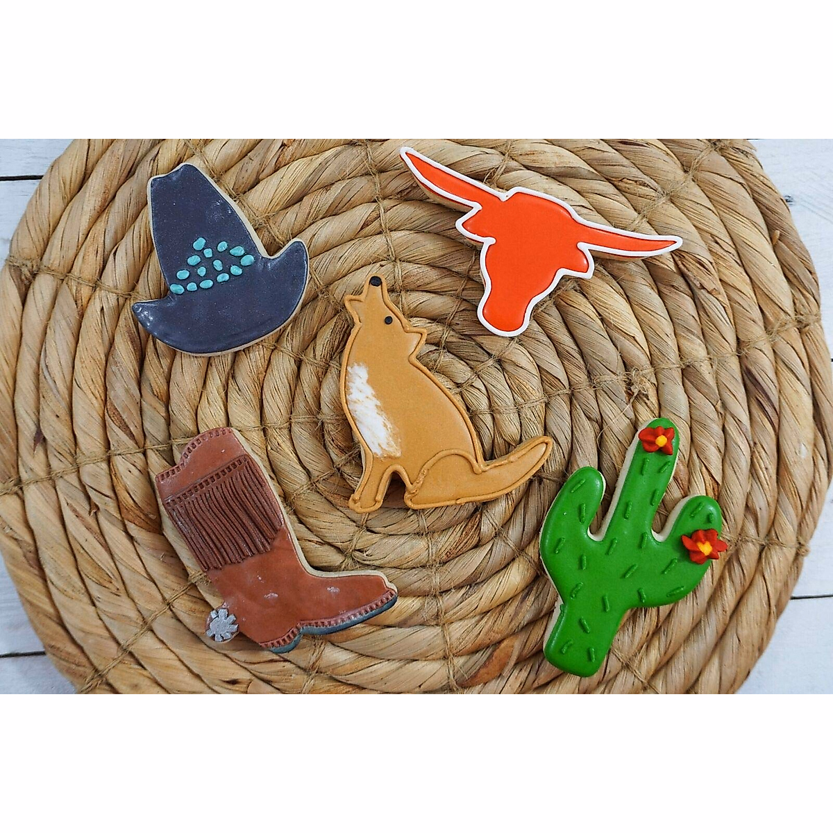R&M International Southwest Cookie Cutters, Cactus, Coyote, Cowboy Boot, Hat, Longhorn, 5-Piece Set