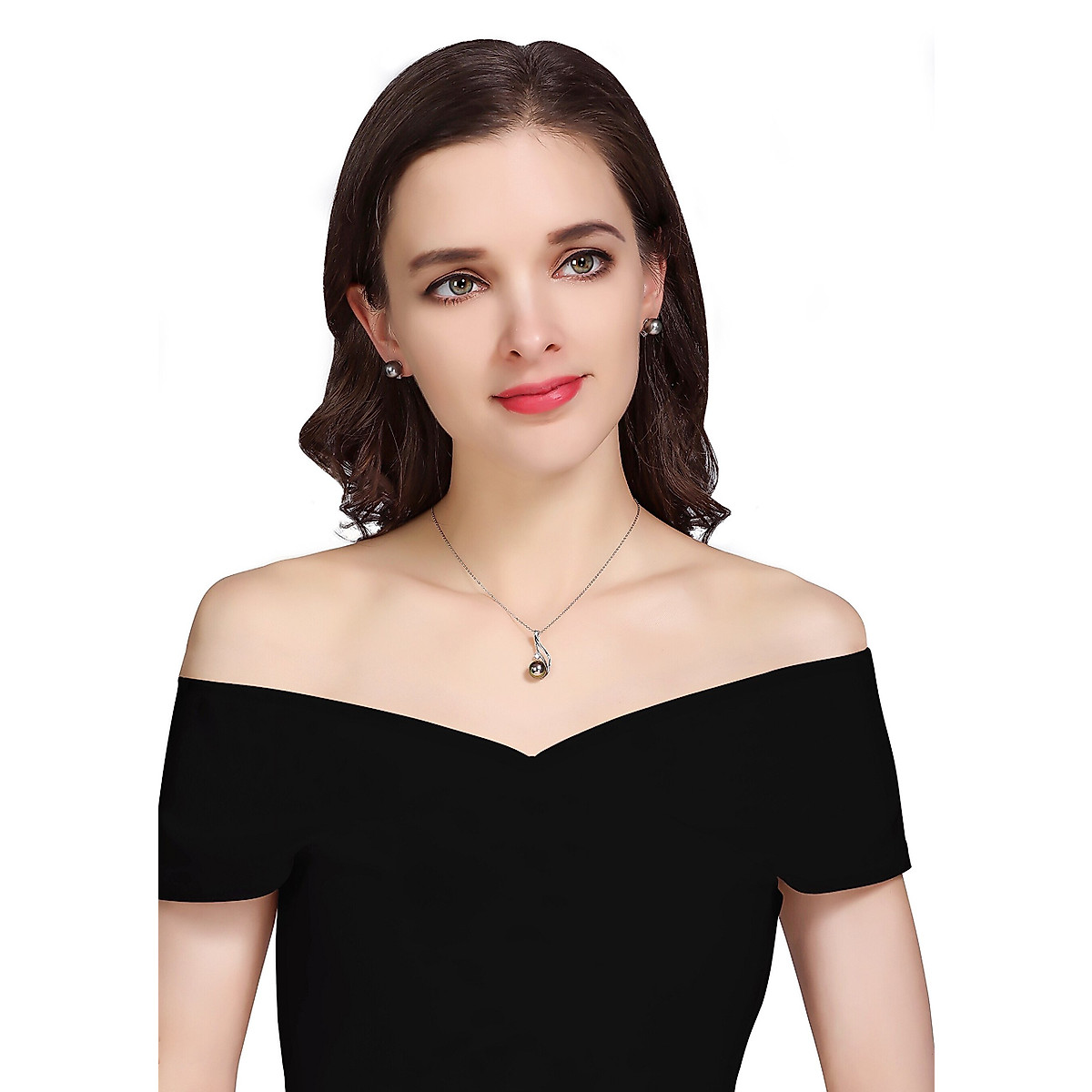 CHAULRI Tahitian Black Pearl Pendant Necklace 18K Gold Over Sterling Silver 19 Inch Adjustible Chain - Real Black Pearls Jewelry Gifts for Women Wife Mom Daughter