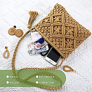 Straw Shoulder Bag Set Beach Clutch Purse Crossbody Vacation Purse Summer Clutch Purses Crossbody Shoulder Handbag Bag with 4 Pairs Earrings Rattan Boho Earrings for Women Girl