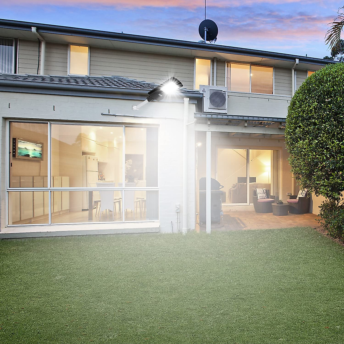 300W Solar Flood Light with Remote Control, Motion Sensor Dusk to Dawn Solar Security Flood Lights, IP67 Waterproof Dimmable Outdoor Street Lighting for Parking Lot, Garden, Yard, Driveway, Patio