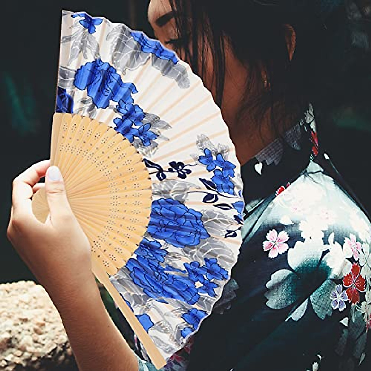 RAZZUM 2 Pcs Floral Folding Hand Fan Chinese Vintage Retro Silk Handheld Fans with Frames for Wedding Dancing Church Party Gifts As Shown Fan