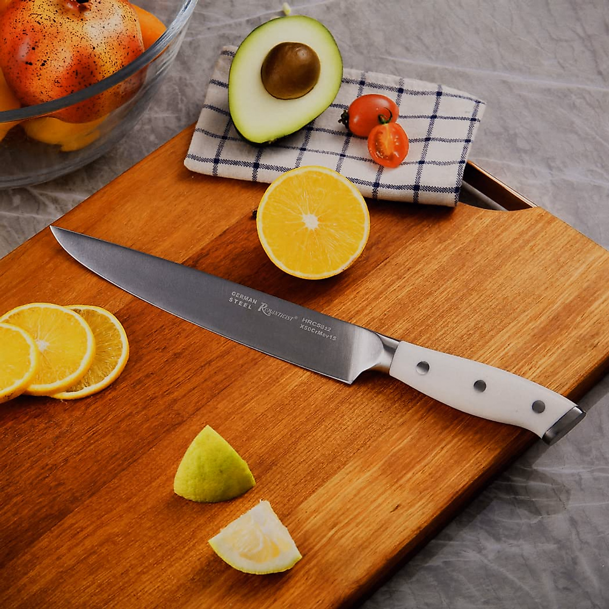 ROMANTICIST 16-Piece German Stainless Steel Sturdy Durable Kitchen Knives, Razor Sharp,Knife Set with Block,Cutting Board and Knife Sharpner, White