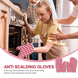 BESTonZON 2 Pack Kids Oven Mitts, Mitts Baking Heat Resistant Kitchen Mitts for Children, Great for Cooking Baking (18x12x2cm）