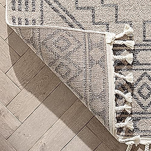 Well Woven Zafir Ivory Tribal Diamond Medallion Area Rug 8x10 (7'10" x 10'6")