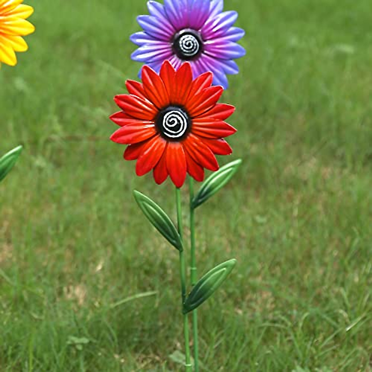 3PC Metal Flower Decorative Garden Stakes, Outdoor Garden Decor Shaking Head Sunflowers Glow in Spring Yard Art Fairy Decorations for Patio Lawn