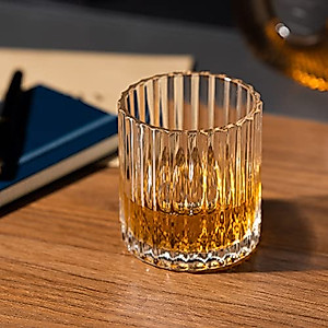 Combler Old Fashioned Whiskey Glasses with Luxury Box, 10oz Whiskey Glasses for Scotch, Bourbon, Liquor and Cocktail Drinks, Set of 4