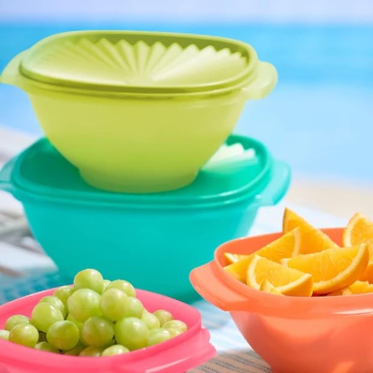 Tupperware Servalier Food Storage Container Set of 4 in Green/Lime/Coral/Red