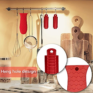 Silicone Hot Handle Holder, 3 Pack Assist Pan Handle Sleeve Pot Holders Non Slip Rubber Pot Holders Cast Iron Skillets Handles Grip Covers for Cast Iron Skillets Frying Pans Griddles Cookware (Red, L)