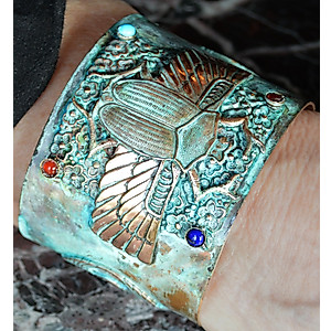Elaine Coyne Collectible Artwear Patina Brass Egyptian Scarab Motif Wide Cuff Bracelet - Carnelian, Navy Onyx, Turquoise