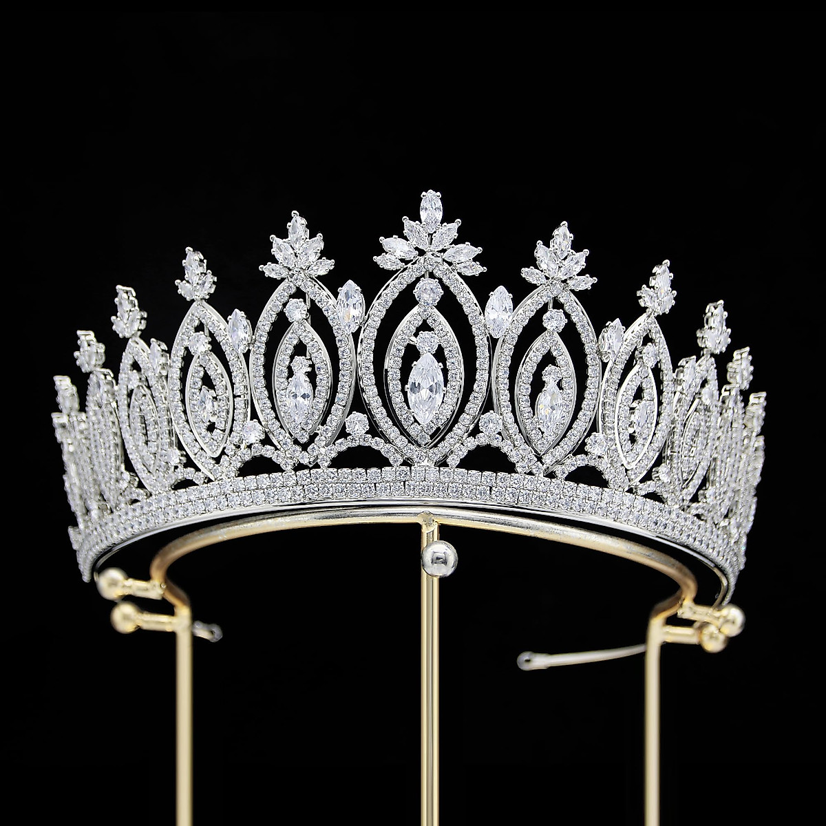 Luxury Cubic Zirconia BrideTiara and Crowns for Women Silver CZ Bridal Headpiece for Wedding Prom Birthday Pageant Quinceanera (Silver)