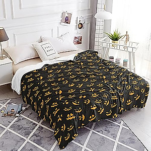 Throw Blanket- Happy Halloween Soft Warm Plush Fleece Bed Throw,50x60In Flannel Blankets Horror Ghost Face Bedding Throws for Women/Men Bedroom Living Room Office Decor Black