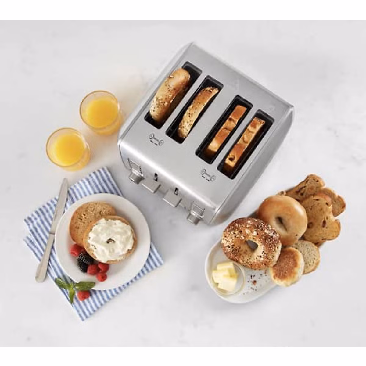 Cuisinart Bread, Bagel, English Muffin, Frozen Waffle and Pastry, 4-Slot Version with High Lift Carriage,7 Shade settings,4-Slice Custom Select Toaster