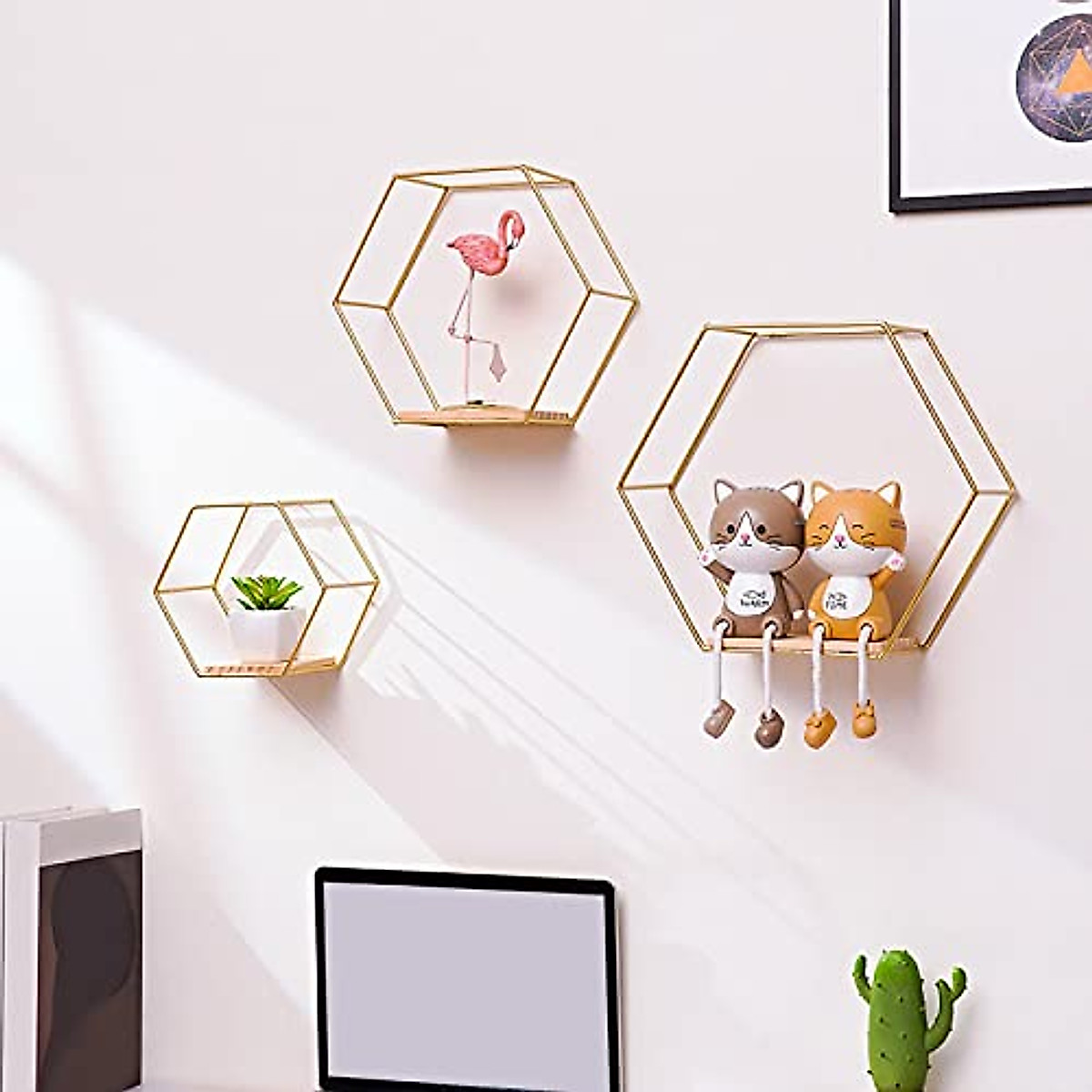 ＫＬＫＣＭＳ 3X Nordic Style Hexagon Honeycomb Floating Wall Shelf Display Iron Hanging Storage Rack Holder for Home/Office Bathroom Kitchen Room , Gloden