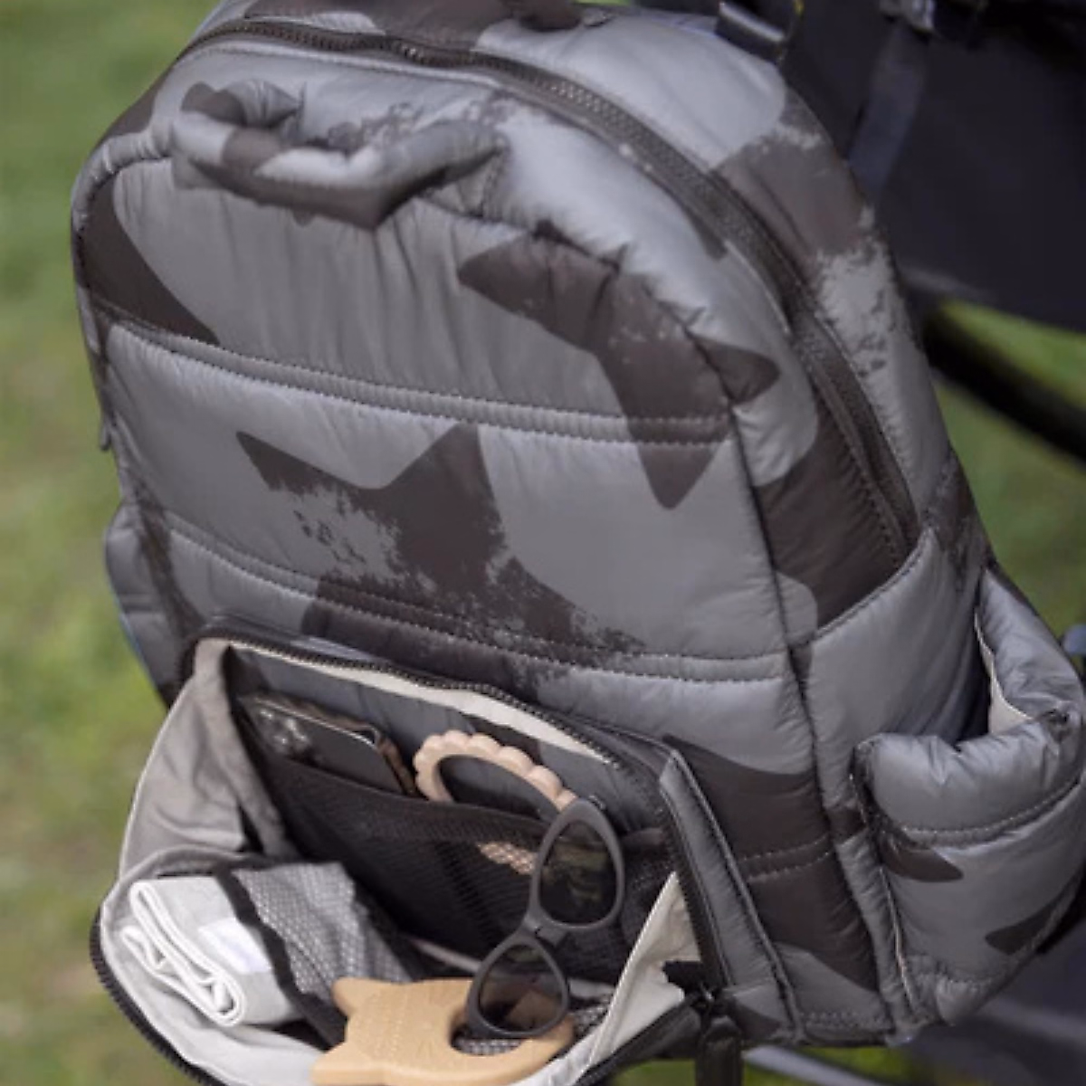 7AM Voyage Diaper Bag Backpack - Multifunctional Waterproof Travel Bag, Large Capacity Carry on Backpack with Padded Shoulder Straps, Newborn Essentials Backpack for Traveling | Print Stella Grand