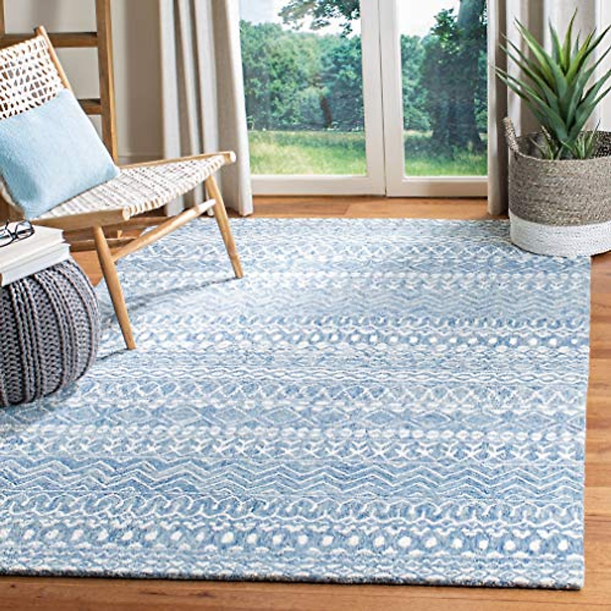 Safavieh Micro-Loop Collection 8' x 10' Blue/Ivory MLP502M Handmade Moroccan Boho Tribal Premium Wool Area Rug