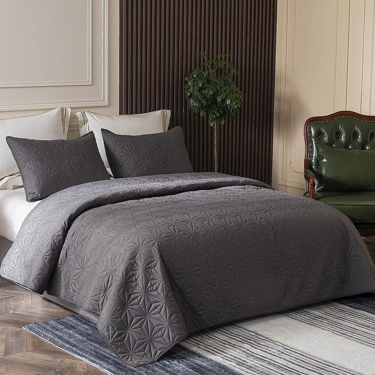 Whale Flotilla King Size Quilt Bedding set, Soft Grey King Quilts Bedspreads for ALL Seasons, Lightweight Geometric Star Pattern Coverlets - 3 Pieces(1 Quilt, 2 Pillow Shams)