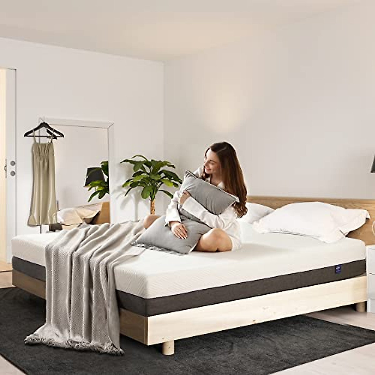 BSHOMGI King Mattress 10 Inch Gel Memory Foam Mattresses for Cool Sleep Pressure Relief, Gel Multi Layered King Size Memory Foam Bed Mattress in a Box (King)