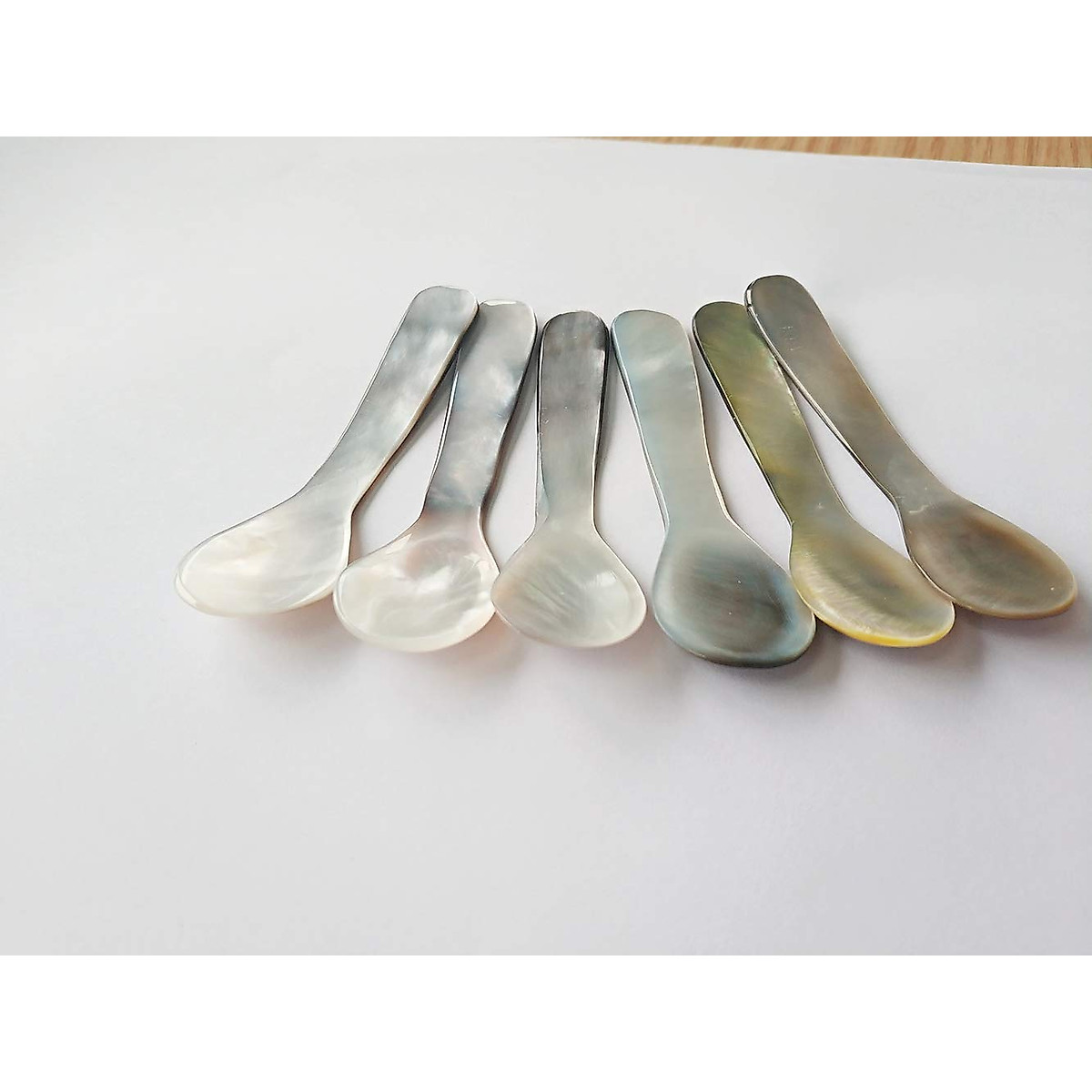 DUEBEL Set of 6 Shining Mother of Pearl MOP 7.5cm x 2cm Shell Spoons for Caviar, Egg Serving (Black)