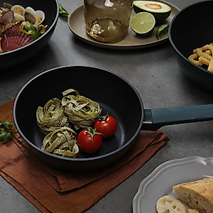 Dr.HOWS URBAN Deep Green 9" Premium ILAG Professional S Coating Non Stick Wok - Aluminium Wok Nonstick - Deep Frying Stir Fry Wok Pan For Induction, Halogen, and Gas Cooktops (Urban Wok 24cm)