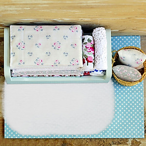 Cobee 2Pcs Miniature Carpets, 1:12 Dollhouse Wool Rug Dolls House White Furry Rugs Mini Furniture Dollhouse Accessories Play Set