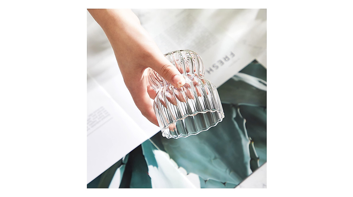 Elegant 4-Piece Origami Ripple Glass Set - 8.8 oz